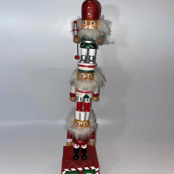 Holiday | Vintage Three Nutcrackers With Manual Calendar | Poshmark